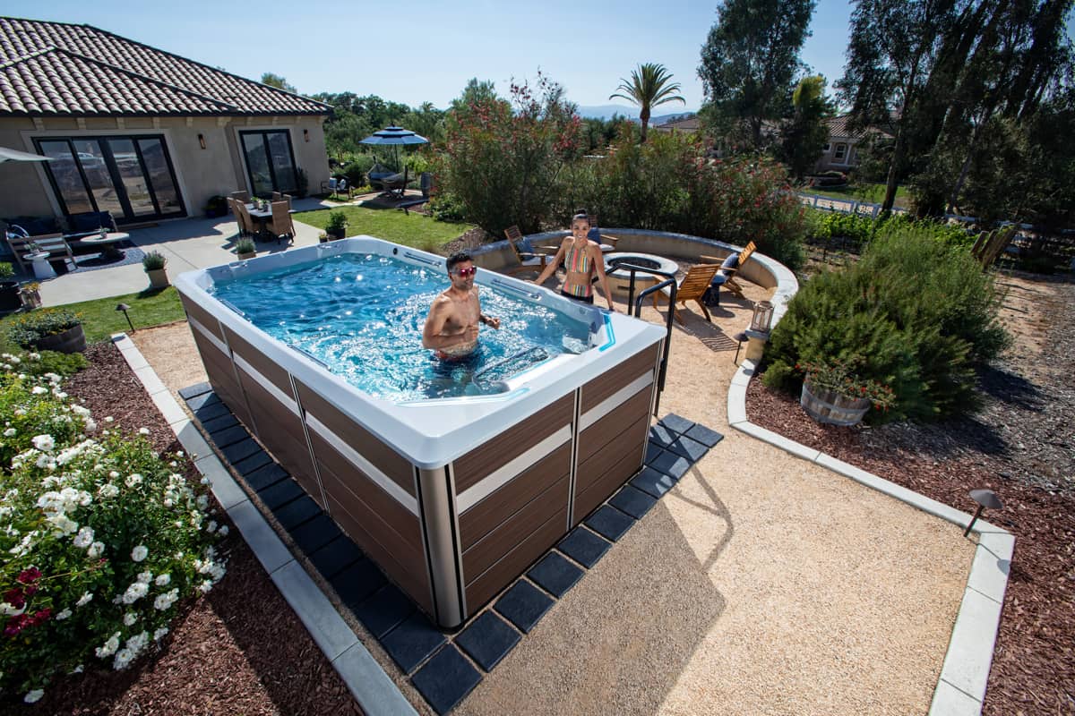 R500® | R-SERIES - RecSport | Hot Tubs | Swim spas | Jacuzzis ...